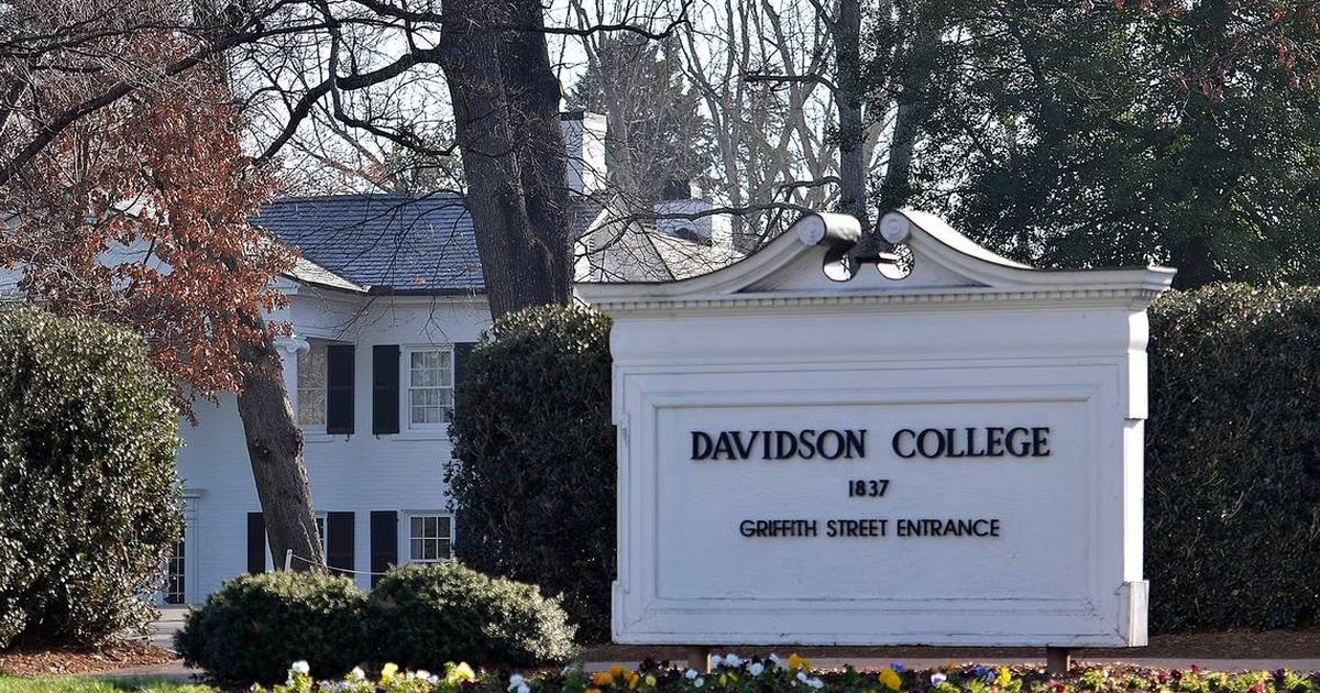 Alumni, faculty, and students bring free speech commitment to Davidson ...